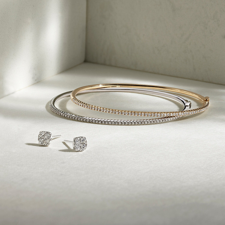 Diamond Bracelets for Women at Shane Co.