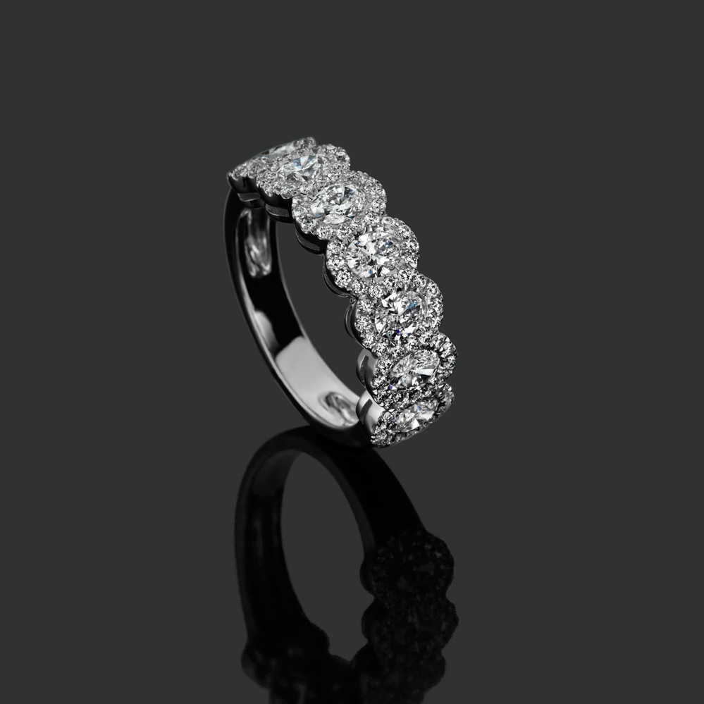 Chandelier Multi-Halo Diamond Band (Oval) | Shane Co.