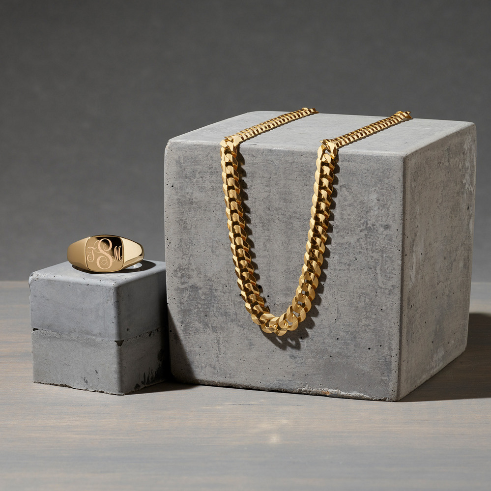 Sutton Square 14K Yellow Gold Signet Ring | Shane Co.