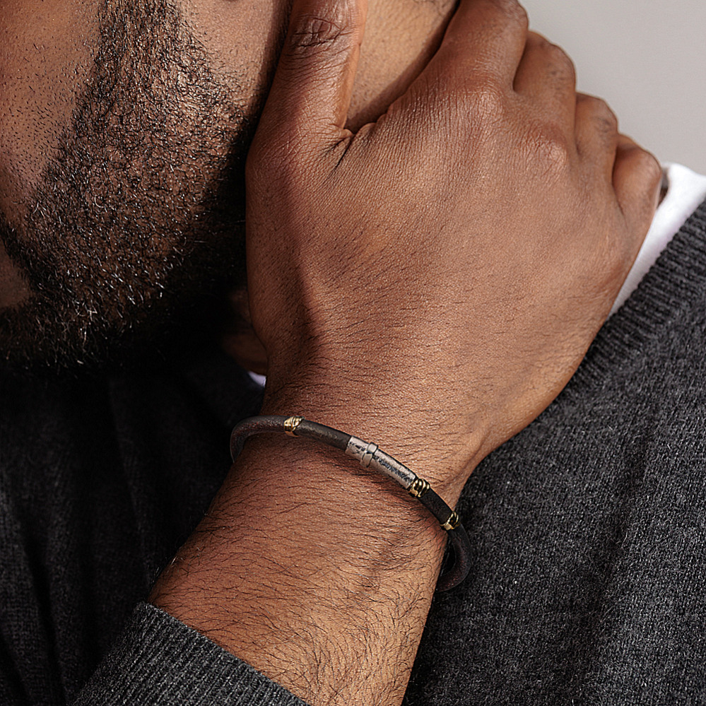 Silver leather bracelet mens store
